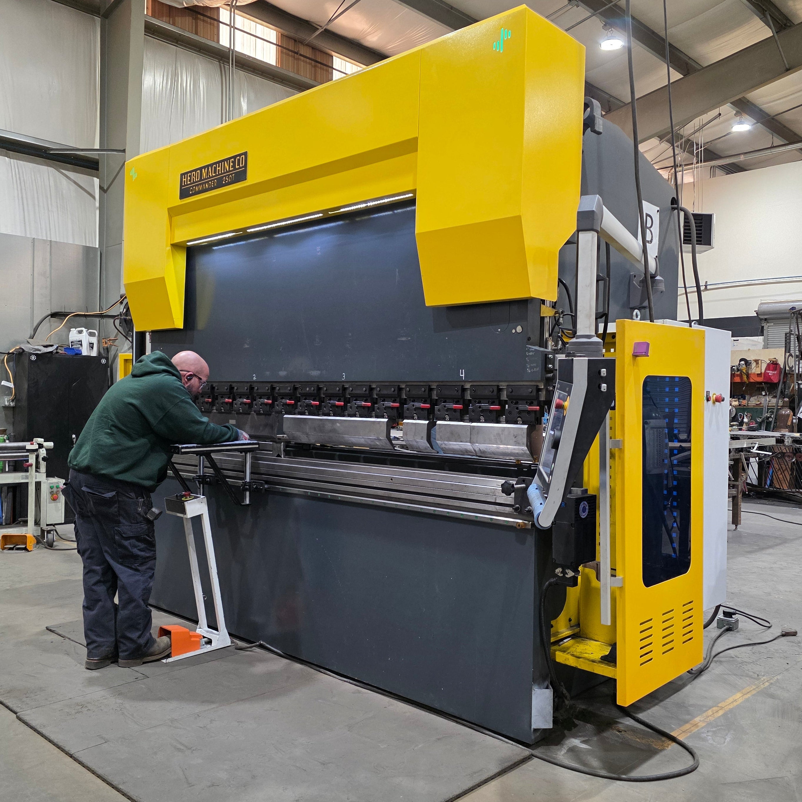 Commander Series 6+1 Axis CNC Hydraulic Press Brakes | 5ft - 16ft ...